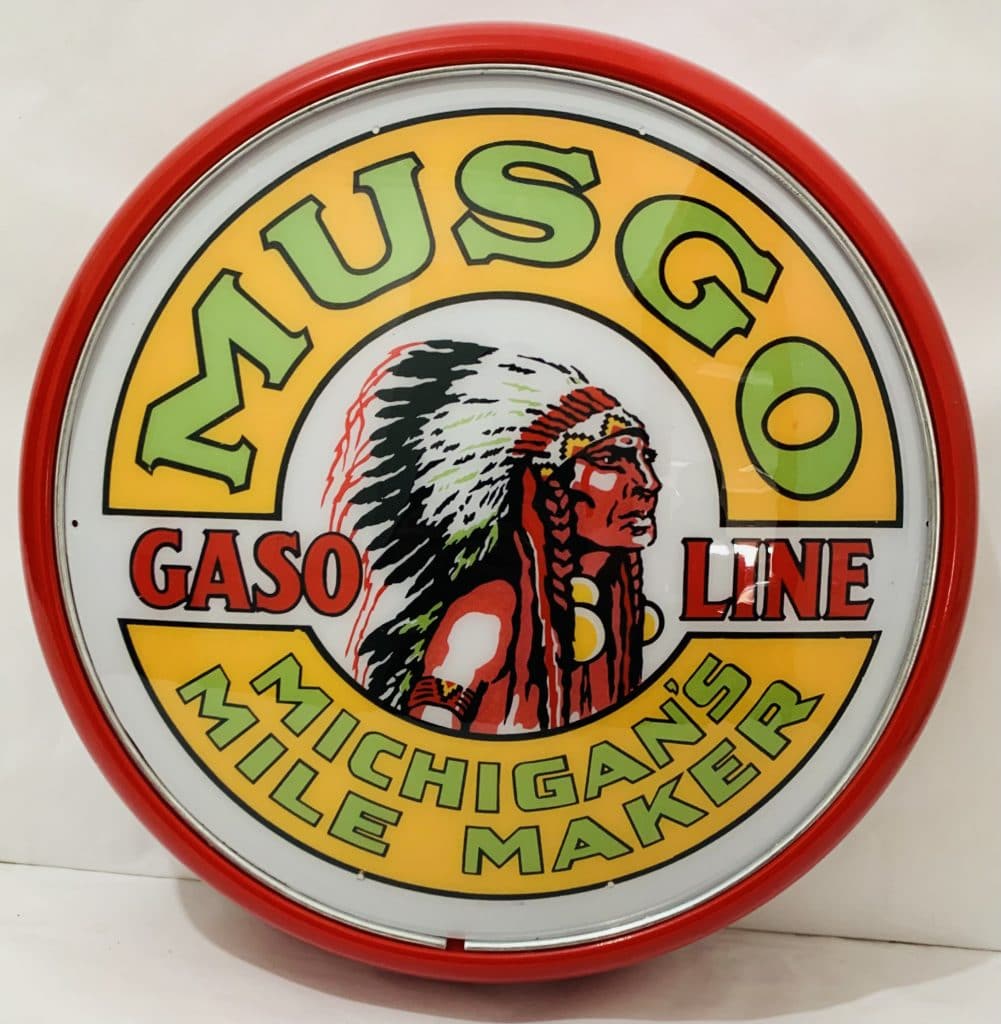 Plastic wall mount Musgo - Nostalgia Highway