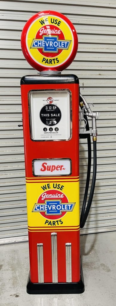 Chevrolet Deluxe Petrol Bowser - Nostalgia Highway