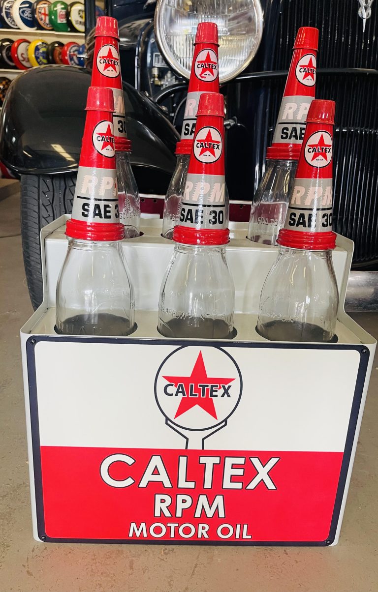 Caltex Oil Bottle Rack and 6 Bottles - Nostalgia Highway